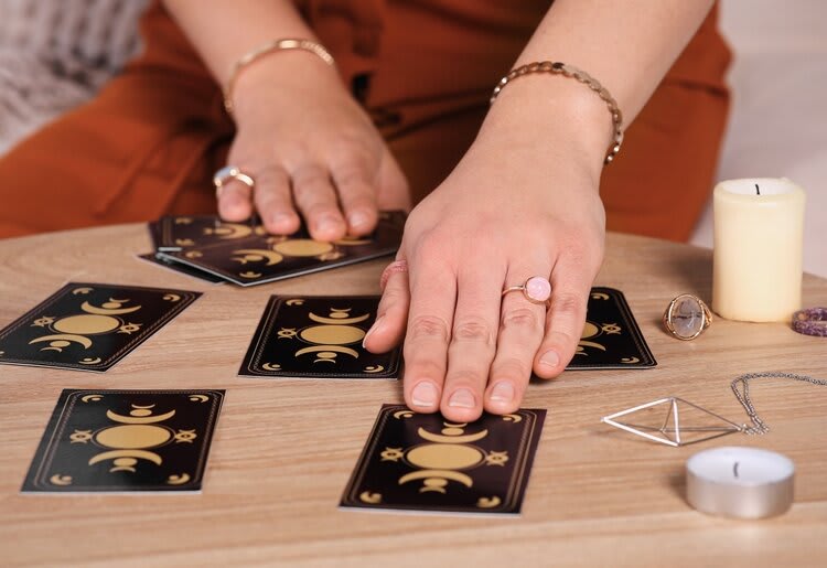 How to Practice & Strengthen Telepathy Ability: 10 Exercises